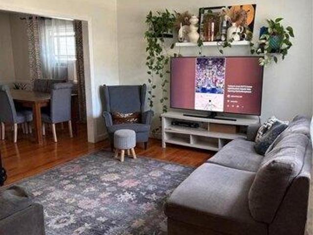 house with 3 bedroom, Elmwood Park NJ ES104410281