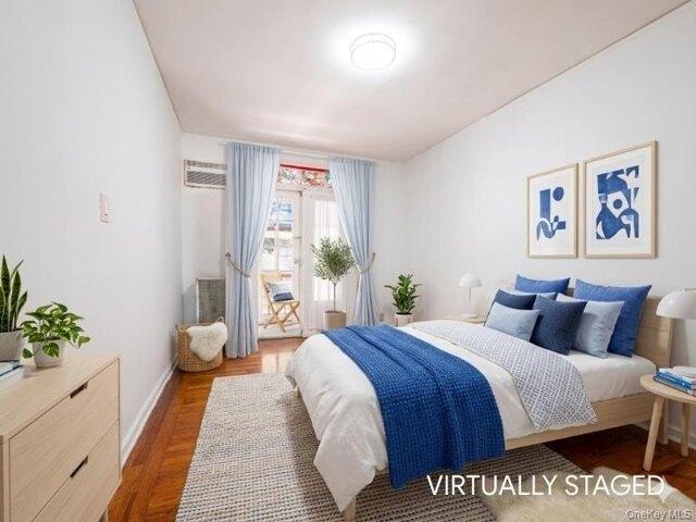 house with 3 bedroom, Elmhurst NY ES103623609