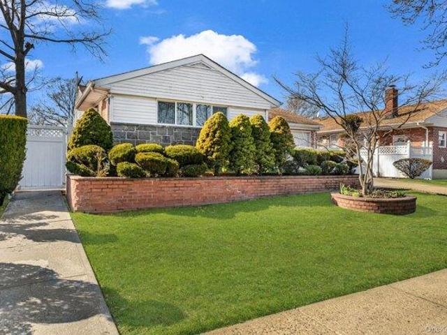 house with 3 bedroom, Elmont NY DS101801405