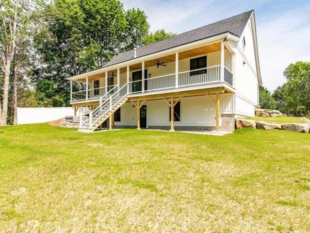 house with 3 bedroom, Eliot ME ES104299726