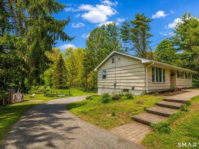 house with 3 bedroom, Ellington CT DS103101814