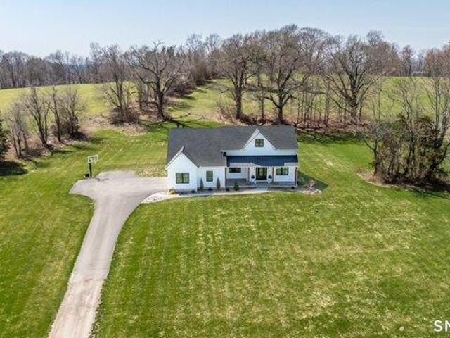 house with 3 bedroom, Ellington CT DS103128500