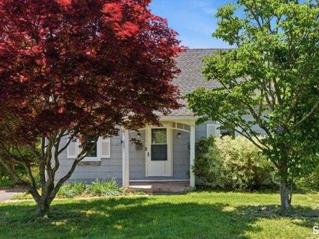 house with 3 bedroom, Ellington CT ES103099059