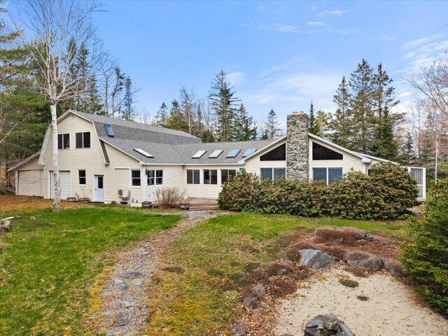 house with 3 bedroom, Ellsworth ME DS102119529
