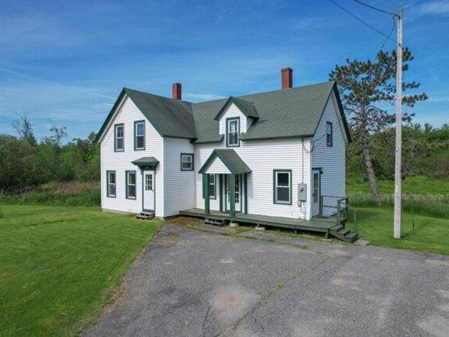 house with 3 bedroom, Ellsworth ME DS104189236