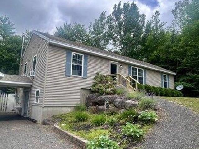 house with 3 bedroom, Ellsworth ME ES104607821