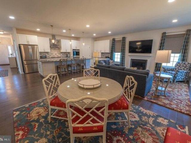house with 3 bedroom, Emmaus PA ES103624941