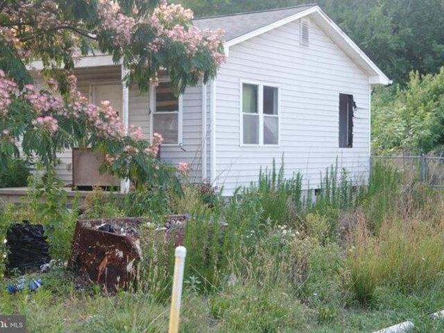 house with 3 bedroom, Emporia VA ES104901400