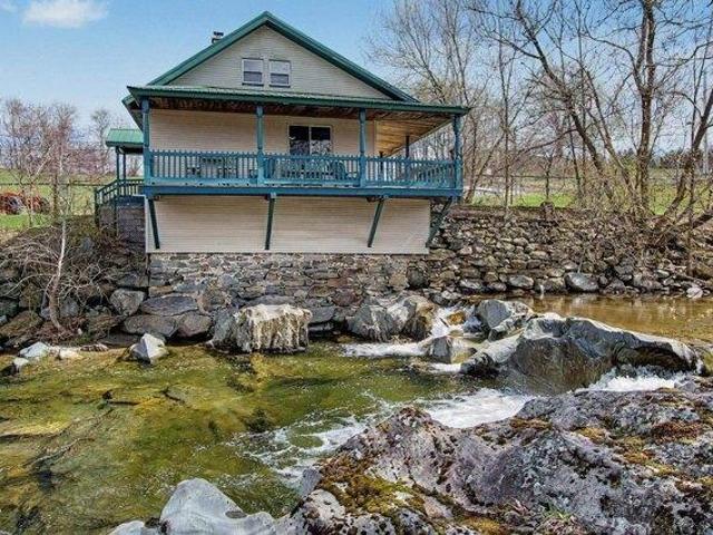 house with 3 bedroom, Enosburg Falls VT DS103074225
