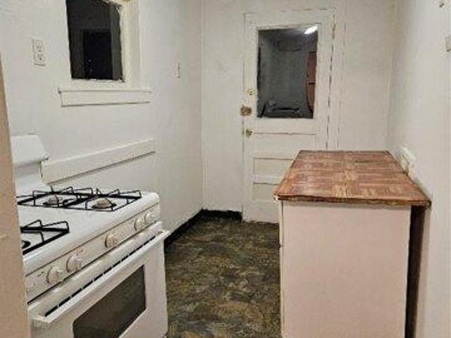 house with 3 bedroom, Endicott NY DS88650030