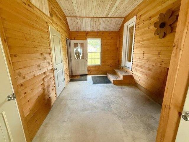 house with 3 bedroom, Enfield ME DS103968397