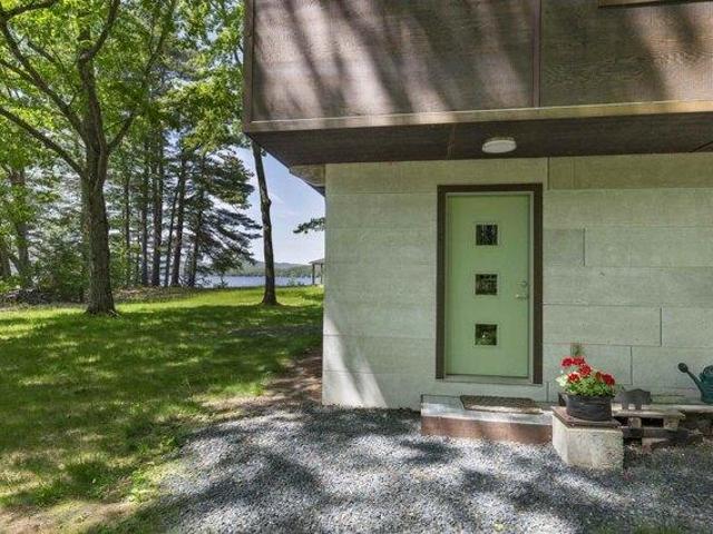 house with 3 bedroom, Enfield NH ES103888935