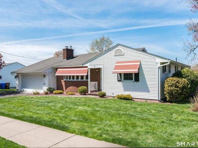 house with 3 bedroom, Enfield CT DLS103100217