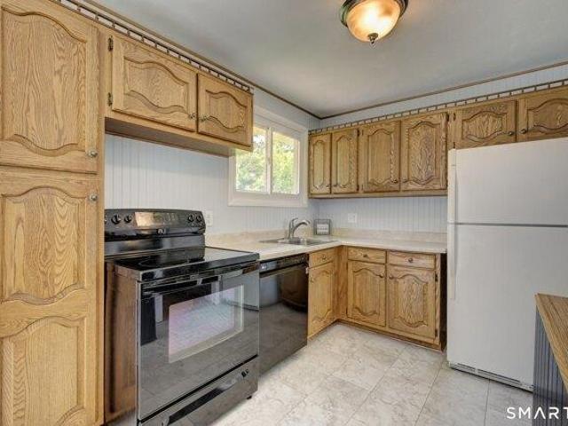 house with 3 bedroom, Enfield CT DS104075683