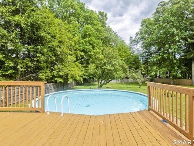 house with 3 bedroom, Enfield CT DS104149023