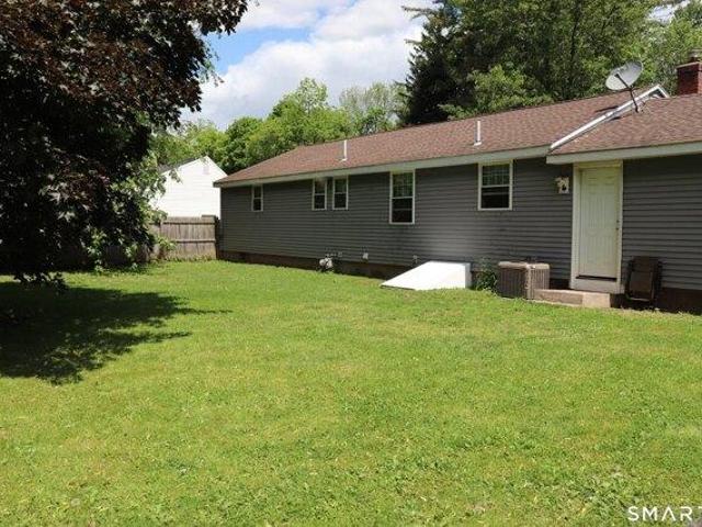 house with 3 bedroom, Enfield CT DS103930129