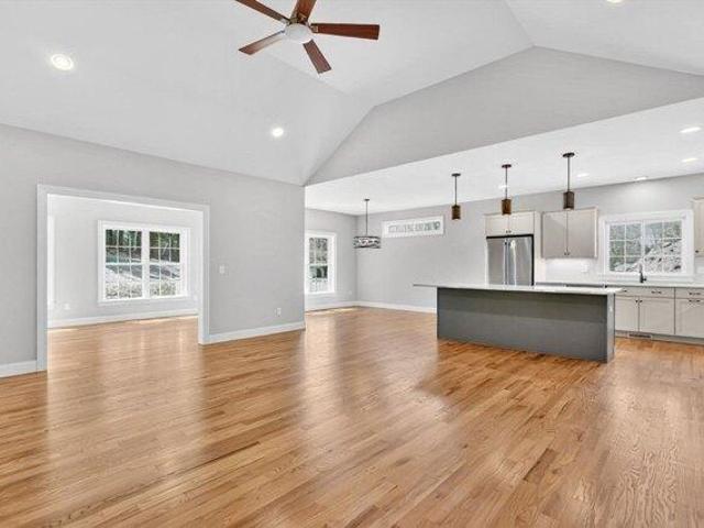 house with 3 bedroom, Enfield CT ES104189434