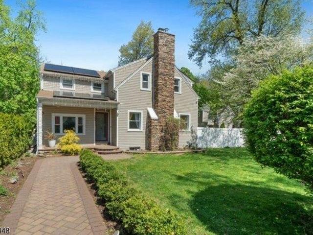house with 3 bedroom, Englewood NJ DLS102212636