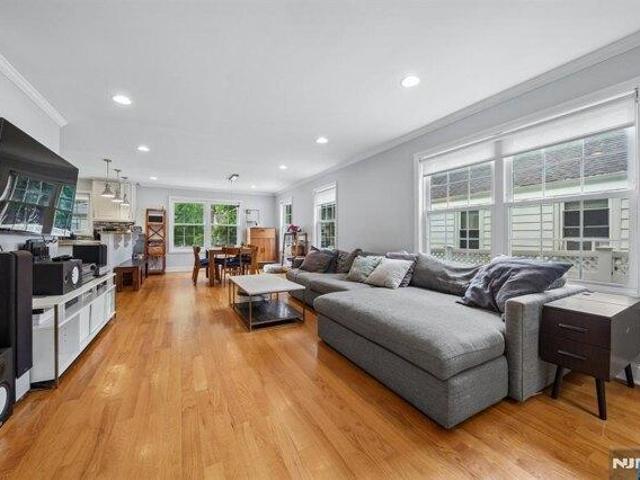house with 3 bedroom, Englewood NJ DS104440786