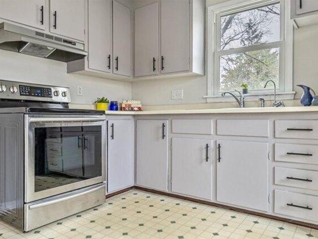 house with 3 bedroom, Essex Junction VT DLS101998959