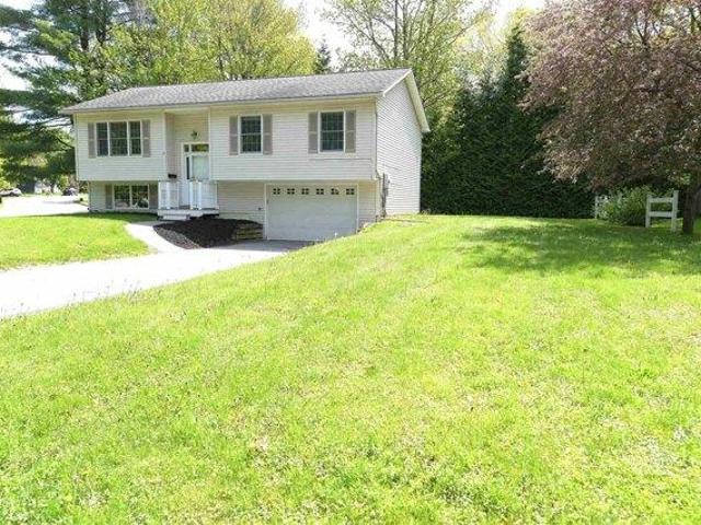 house with 3 bedroom, Essex Junction VT DS103886467