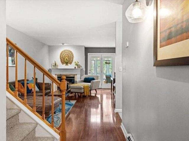 house with 3 bedroom, Essex Junction VT ES104075924