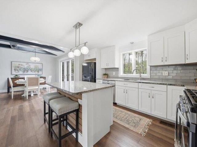 house with 3 bedroom, Epping NH DLS103074425