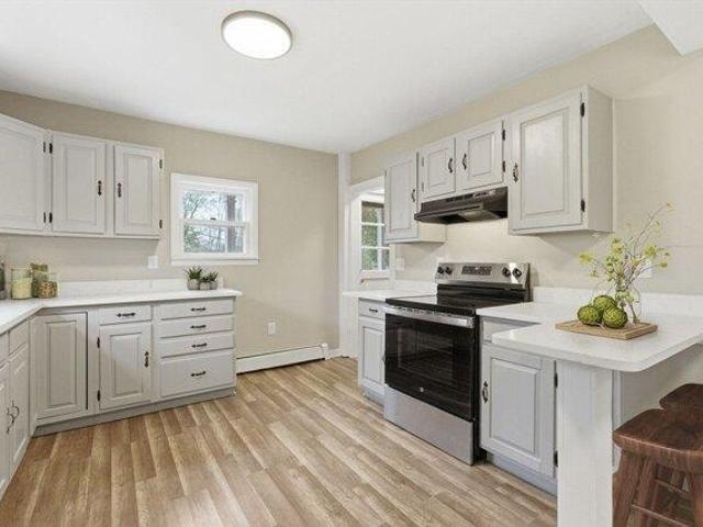 house with 3 bedroom, Erving MA ES103161403