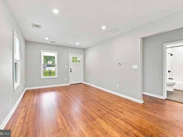 house with 3 bedroom, Ewing NJ ES105175409