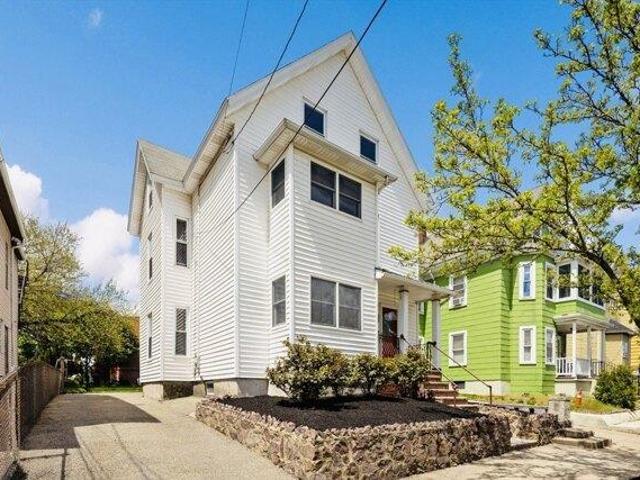 house with 3 bedroom, Everett MA DS102477787