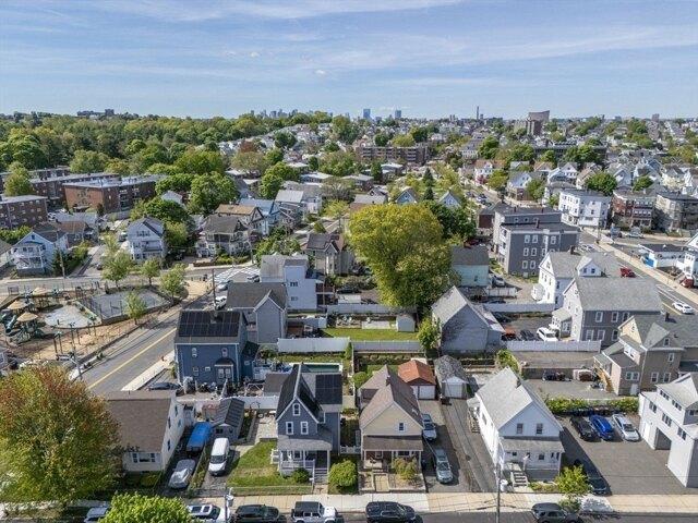 house with 3 bedroom, Everett MA ES104079184