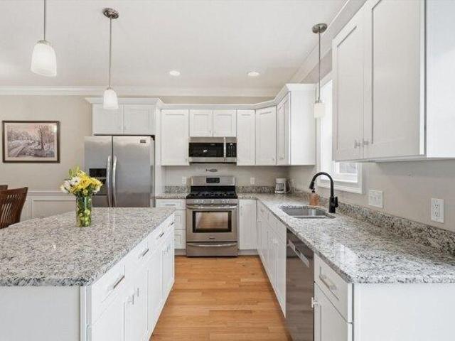 house with 3 bedroom, Exeter NH DS104116142
