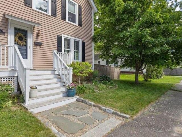 house with 3 bedroom, Exeter NH ES103223216
