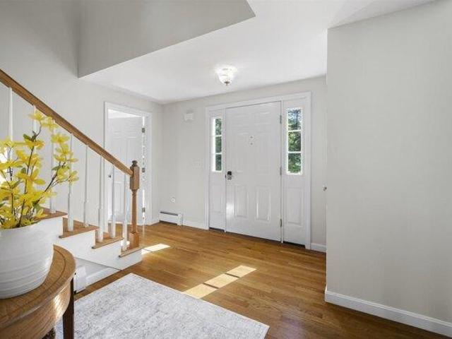 house with 3 bedroom, Exeter NH ES105116201