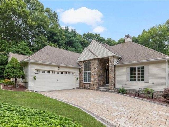 house with 3 bedroom, Exeter RI DS104408291