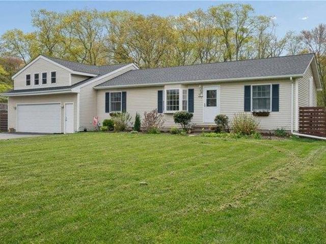 house with 3 bedroom, Exeter RI ES103438308