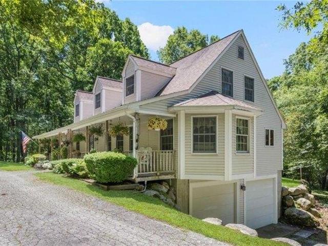 house with 3 bedroom, Exeter RI ES104810620