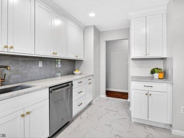 house with 3 bedroom, Fanwood NJ DLS102828125
