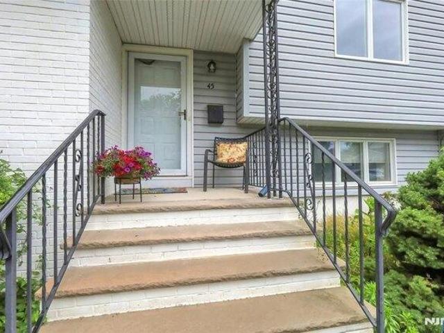 house with 3 bedroom, Fair Lawn NJ ES104920077
