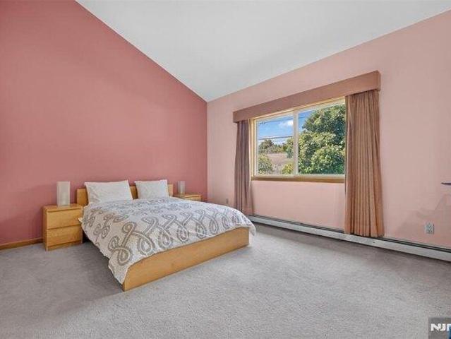 house with 3 bedroom, Fair Lawn NJ ES105206731