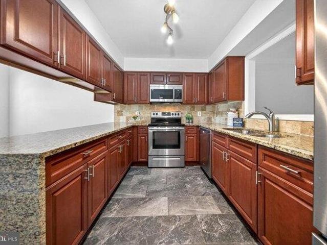house with 3 bedroom, Fairfax VA ES103625085