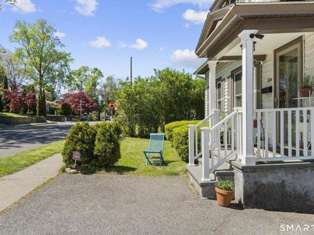 house with 3 bedroom, Fairfield CT DLS102478648