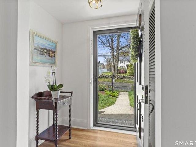 house with 3 bedroom, Fairfield CT DLS102779610