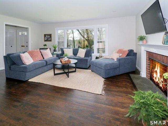 house with 3 bedroom, Fairfield CT DS102345570
