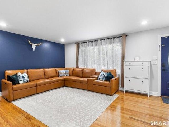 house with 3 bedroom, Fairfield CT DS103163444