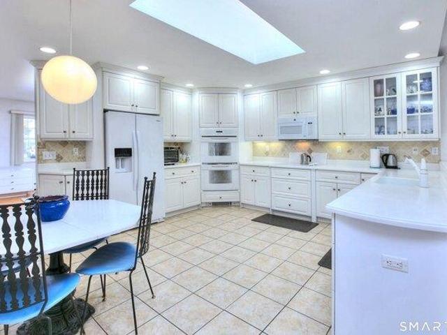 house with 3 bedroom, Fairfield CT ES103620530