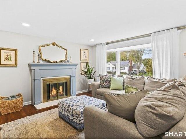 house with 3 bedroom, Fairfield CT ES104298140