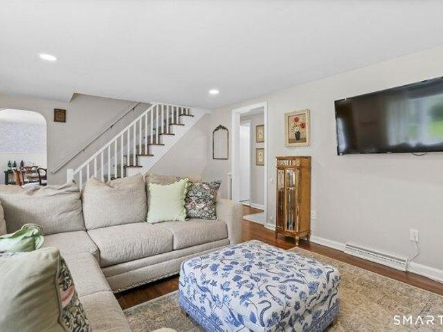 house with 3 bedroom, Fairfield CT ES105160489