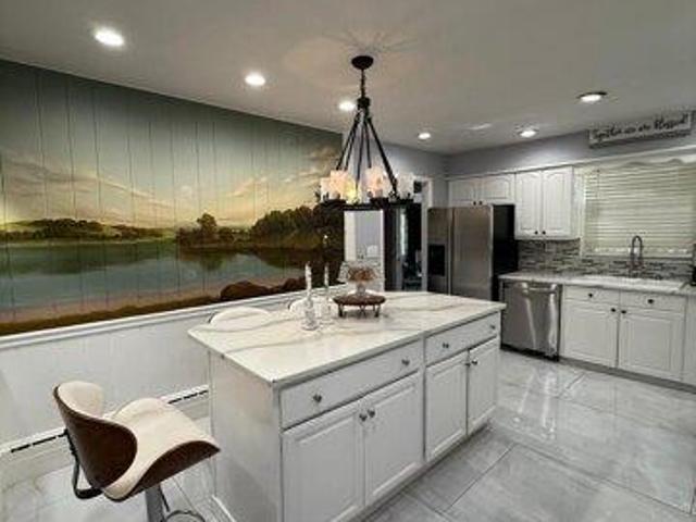 house with 3 bedroom, Fairfield CT ES105192204