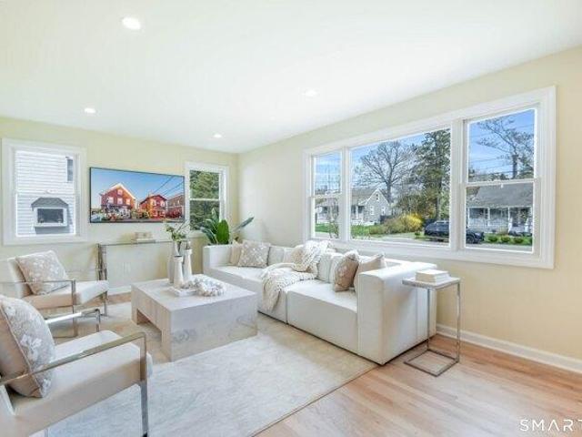 house with 3 bedroom, Fairfield CT ES105208162